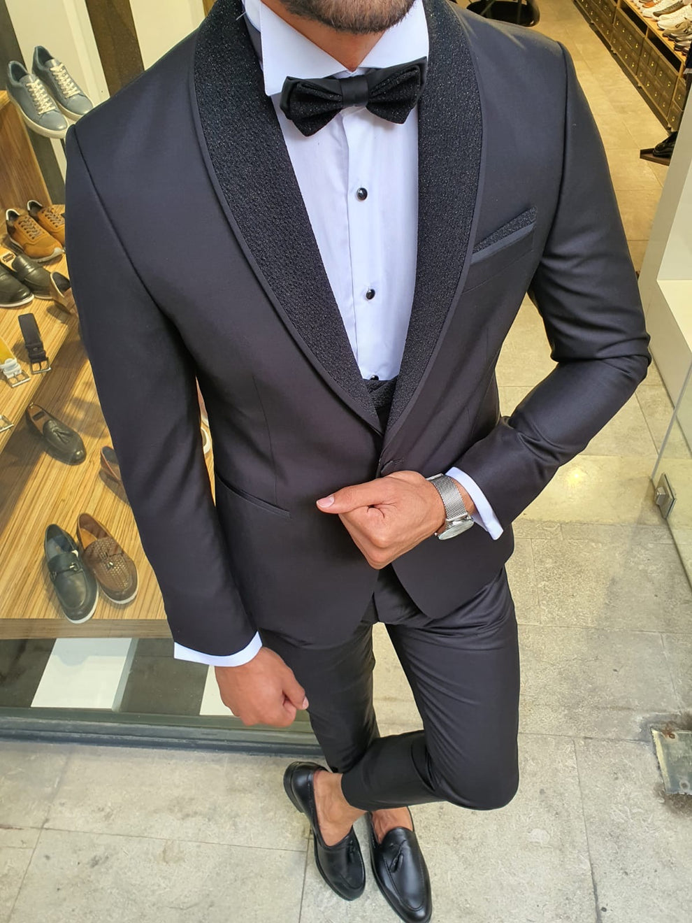 Elegant Slim Fit Black Tuxedo for Formal Events – BRABION